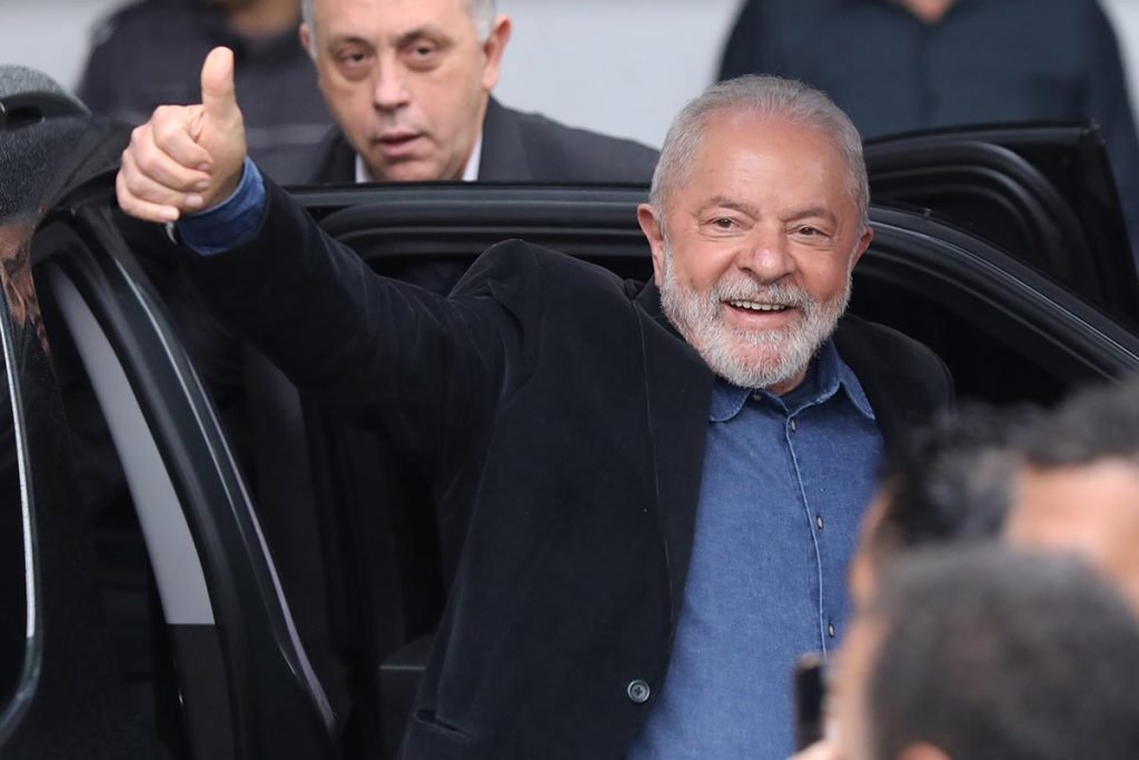 Lula completa 78 anos recuperado de cirurgia e com decisões a tomar ...