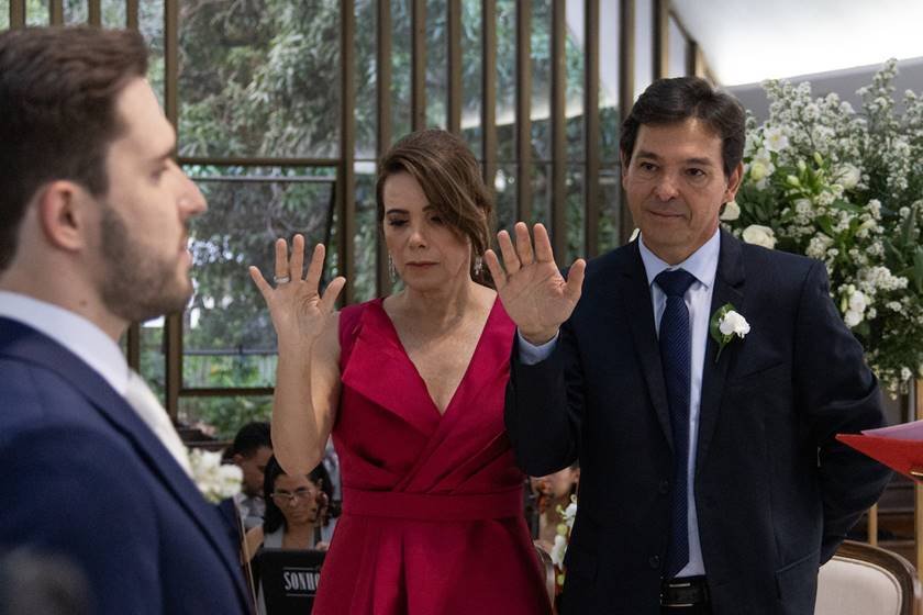 Hícaro Quintela e Juliana Santiago selam o amor em enlace deslumbrante ...