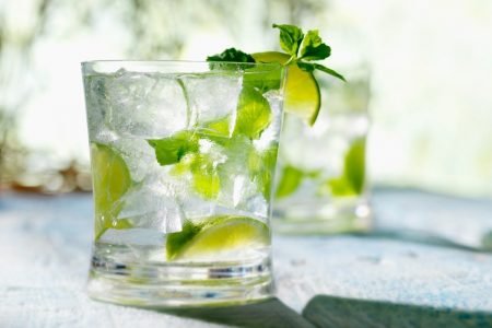 Dia da Vodca: aprenda a fazer 4 drinks clássicos e fáceis com a bebida ...