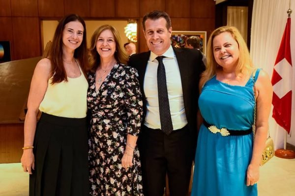 Embaixada da Suíça recebe recital do pianista Joseph-Maurice Weder ...