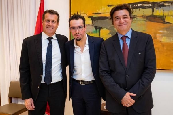 Embaixada da Suíça recebe recital do pianista Joseph-Maurice Weder ...