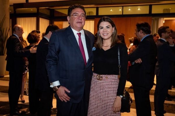 Embaixada da Suíça recebe recital do pianista Joseph-Maurice Weder ...