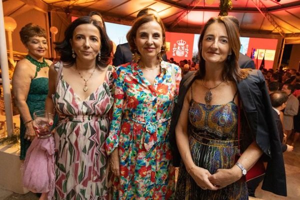 Embaixada da Espanha celebra Dia da Hispanidade com festa grandiosa ...