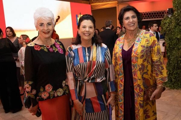 Embaixada da Espanha celebra Dia da Hispanidade com festa grandiosa ...