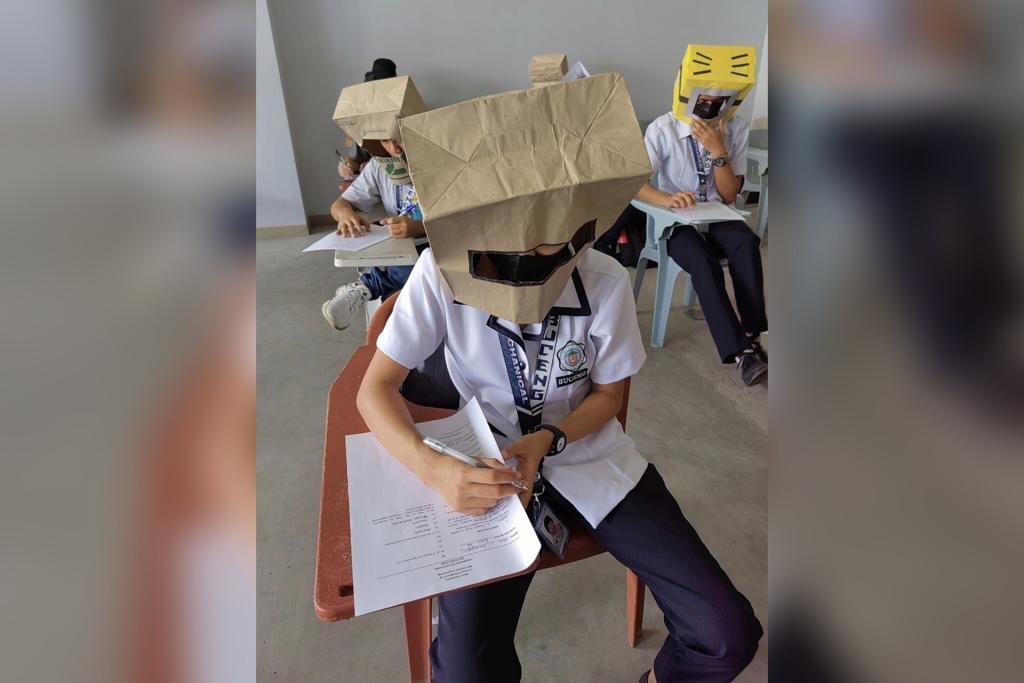 Estudantes criam chapéus “anti-cola” e viralizam na internet. Vídeo ...