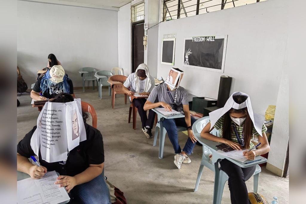 Estudantes criam chapéus “anti-cola” e viralizam na internet. Vídeo ...