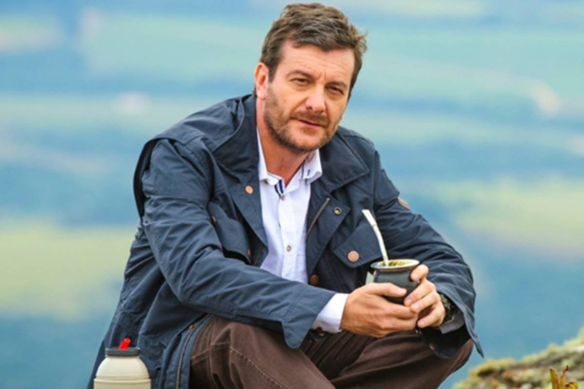 Roberto Birindelli vive o pintor Paul Gauguin em novo filme