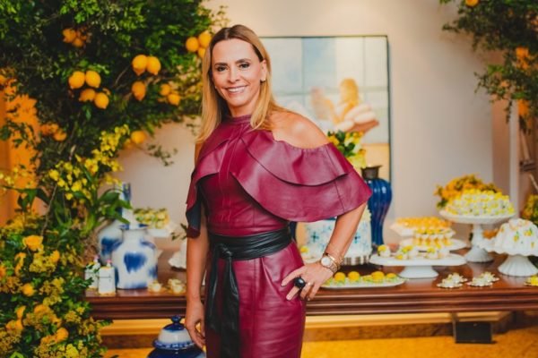 Denise Zuba compartilha história de superação do câncer de mama ...