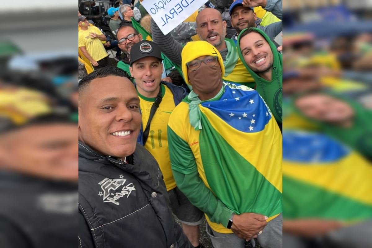 Condenado por estupro, Robinho vai disfarçado a protesto bolsonarista ...