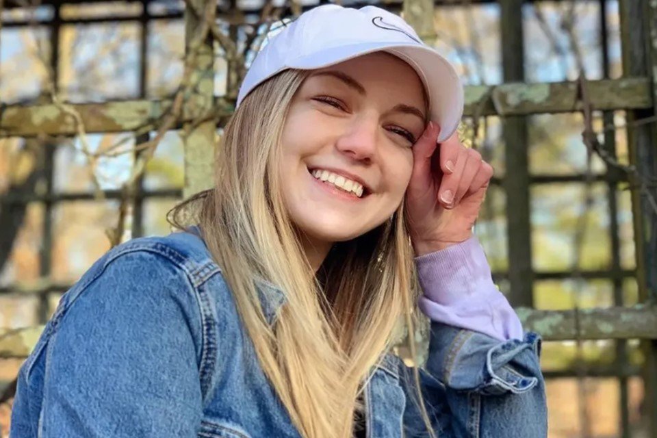 Pais de Gaby Petito ganham ação de R$ 16 mi contra família de Laundrie ...