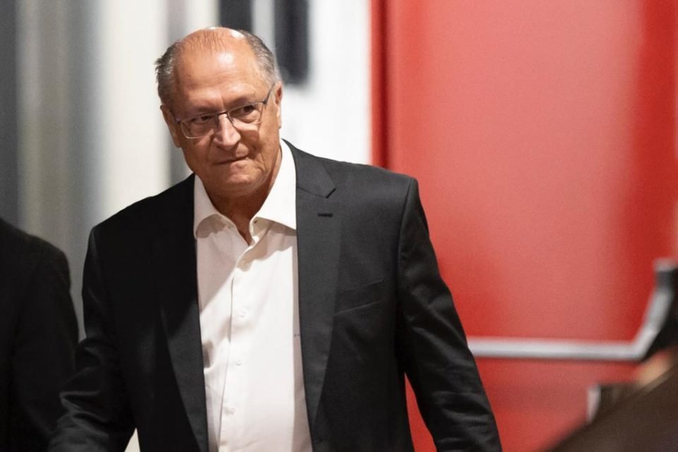 O alerta de parlamentares a Alckmin sobre a MP do Carf | Metrópoles