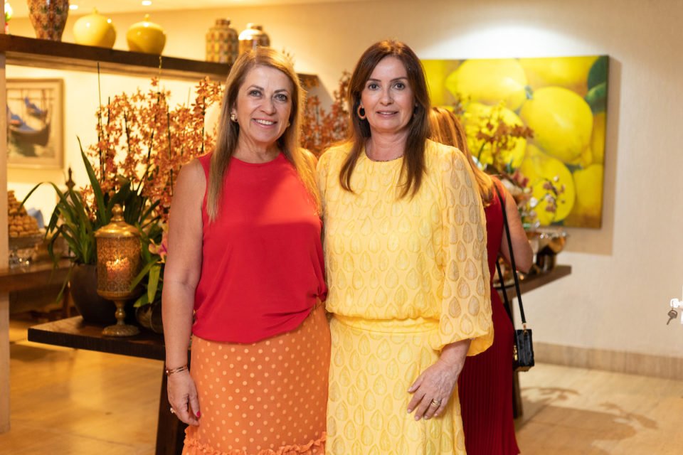 Noite árabe: Carol Kalil comemora novo ano entre amigas | Metrópoles