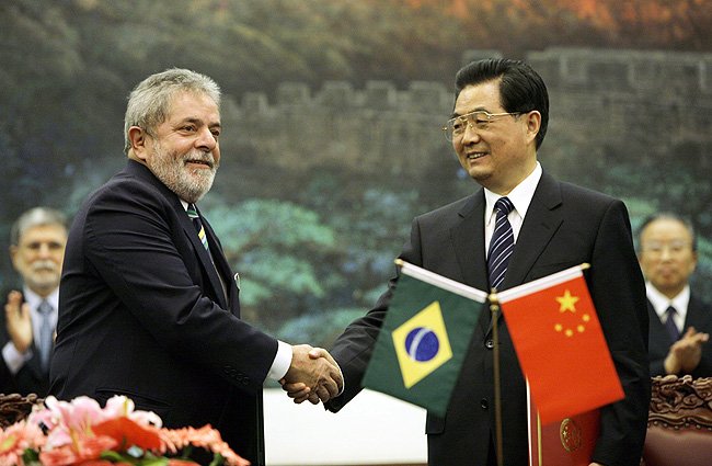 Lula bate o martelo sobre a data de sua viagem à China | Metrópoles