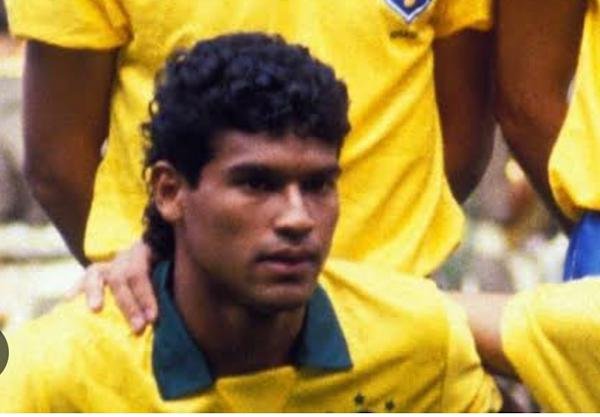 A vida do craque Müller: livro será lançado no DF neste fim de semana ...