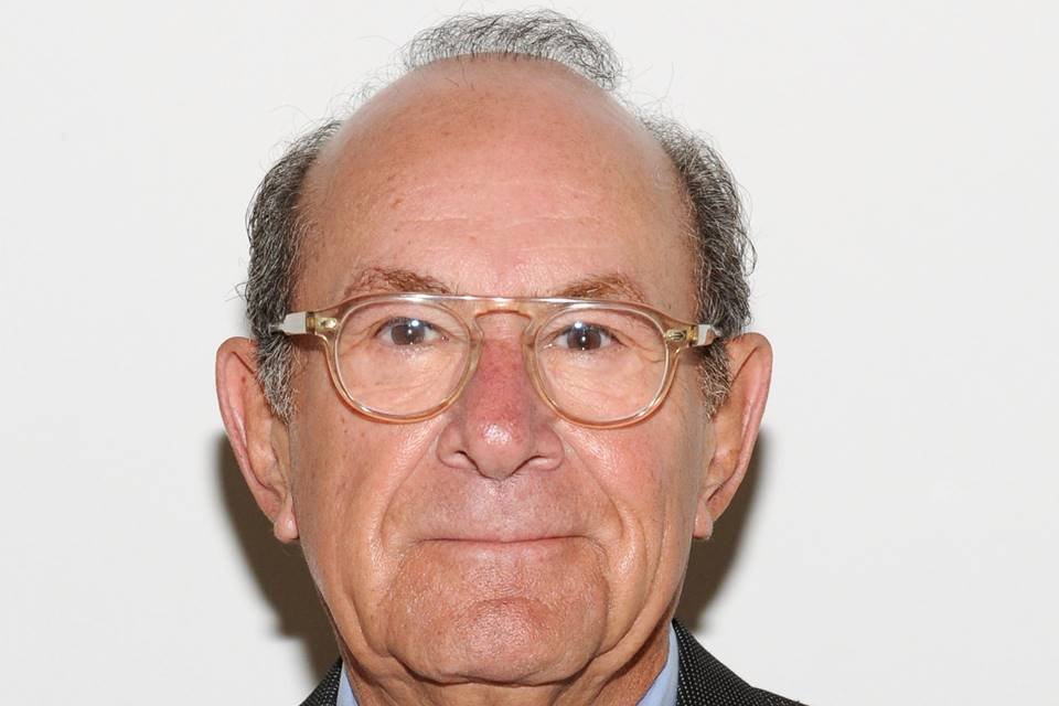 Ator Stuart Margolin, da série Arquivo Confidencial, morre aos 82 anos ...