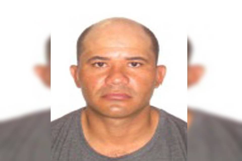 Veja fotos do suspeito de matar jovem estrangulada por negar sexo ... Veja fotos do suspeito de matar jovem estrangulada por negar sexo ...