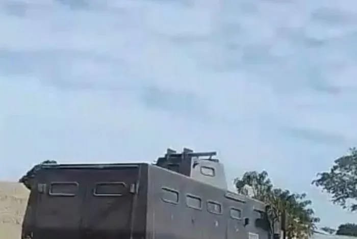 Polícia Militar Faz Operação Contra Tráfico De Drogas Em Favelas Do Rj