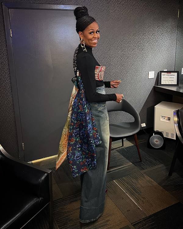 Pegada moderna: Michelle Obama repagina estilo com peças fashionistas ...