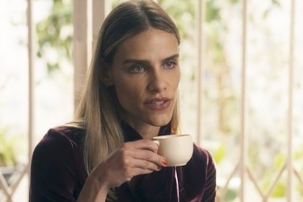 Isabelle Nassar é trans? Atriz de Travessia esclarece identidade de gênero | Metrópoles