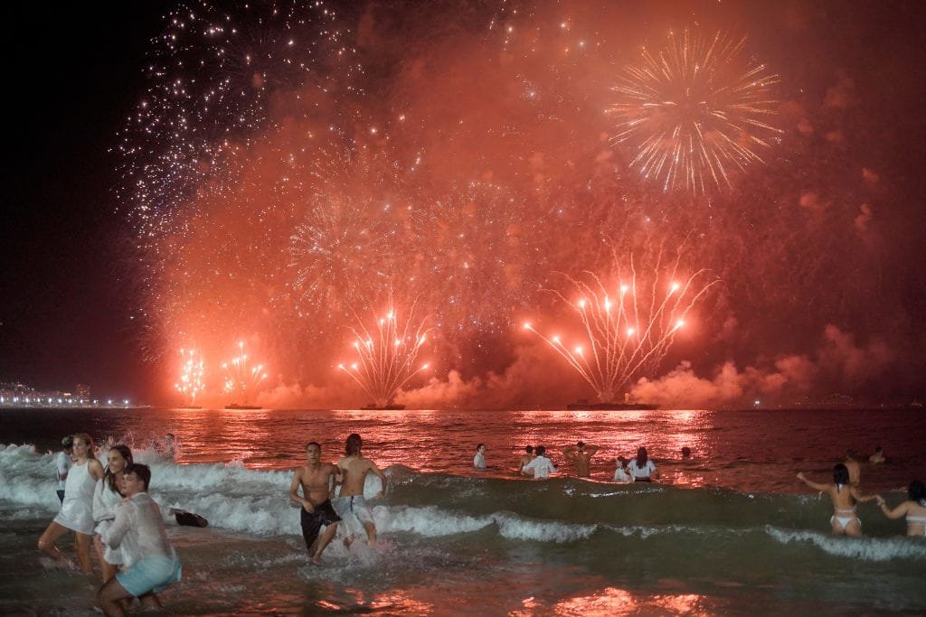 Feliz 2023! Veja fotos dos fogos e das festas pelo Brasil | Metrópoles