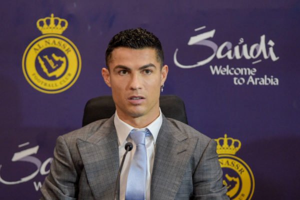 ONG cobra posição de CR7 sobre direitos humanos na Arábia Saudita ... ONG cobra posição de CR7 sobre direitos humanos na Arábia Saudita ...