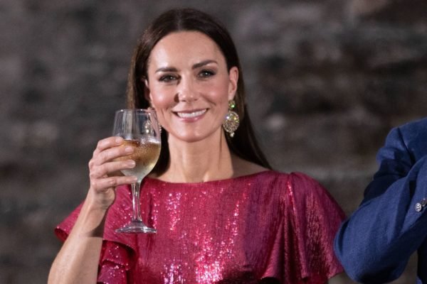 Kate faz 41 anos. 5 gestos da princesa que quebraram paradigmas reais ...