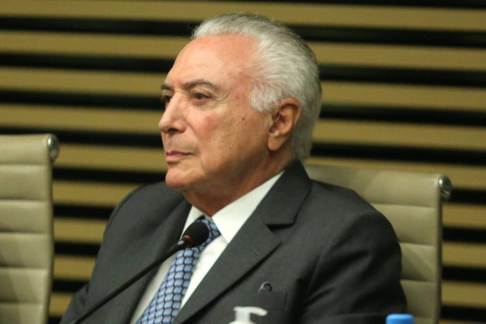 Temer rebate críticas de Lula: “Governe olhando para a frente” | Metrópoles