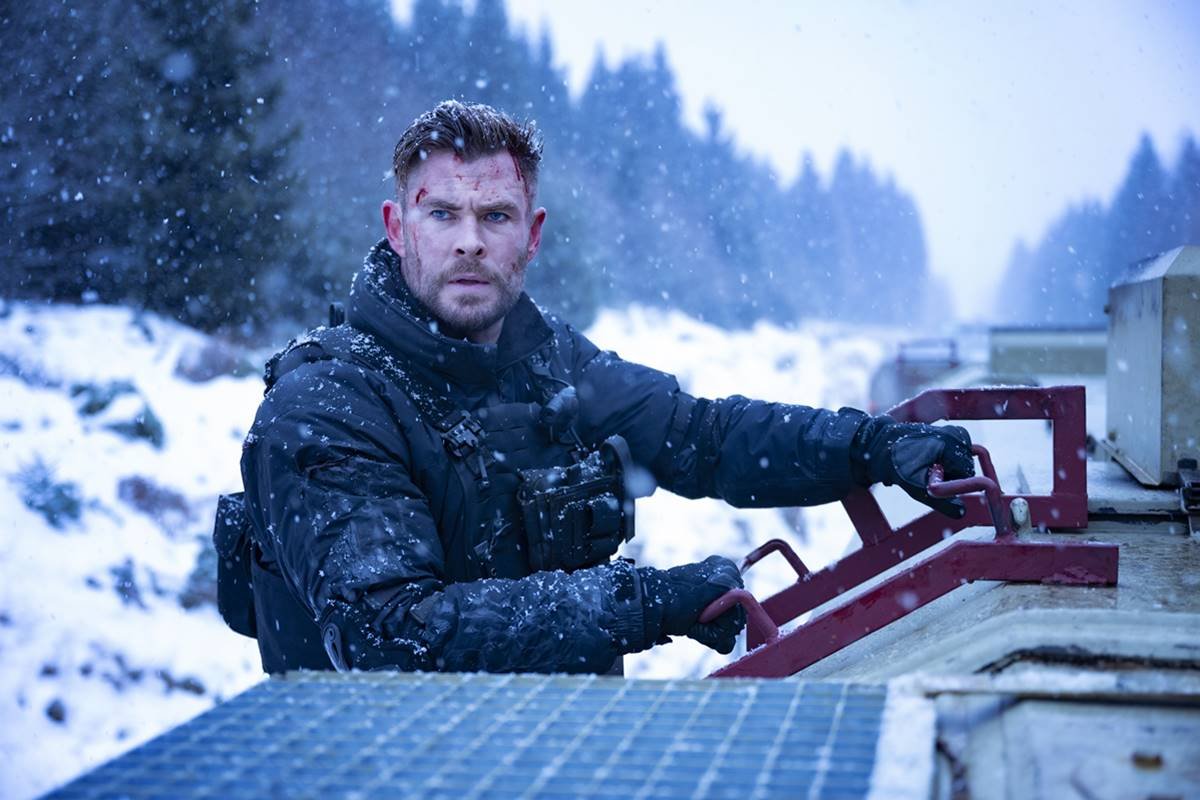 Chris Hemsworth, de Resgate 2, responde: Tyler Rake é imortal? | Metrópoles
