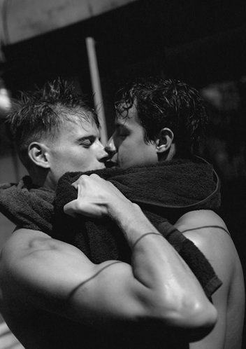 Nudez com o ex e faturamento: Daniel Lenhardt estreia no OnlyFans. Veja | Metrópoles