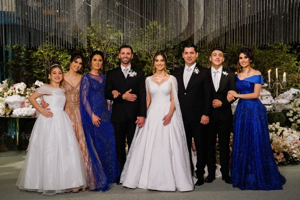 Suhad Shadi e Nasser Shawqi selam o amor em cerimônia luxuosa | Metrópoles