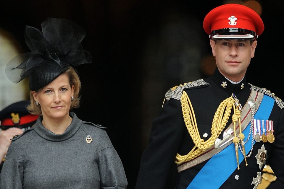 Príncipe Edward assumirá título do pai; veja mais mudanças na realeza ...