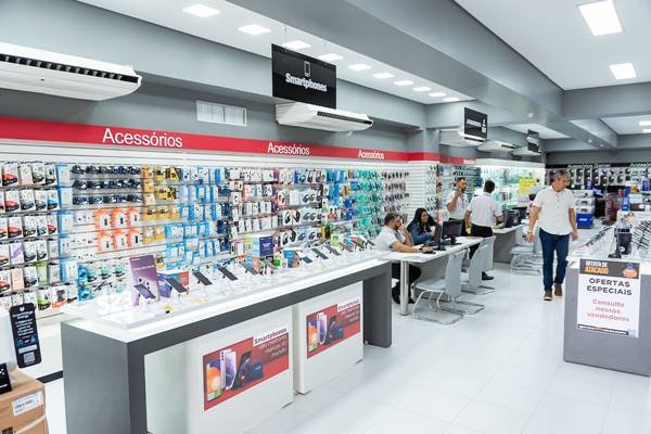 Fujioka inaugura loja inédita no DF focada em compras feitas com CNPJ ...