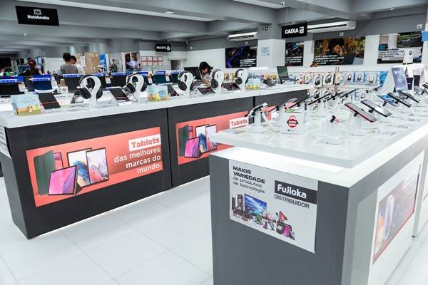 Fujioka inaugura loja inédita no DF focada em compras feitas com CNPJ ...