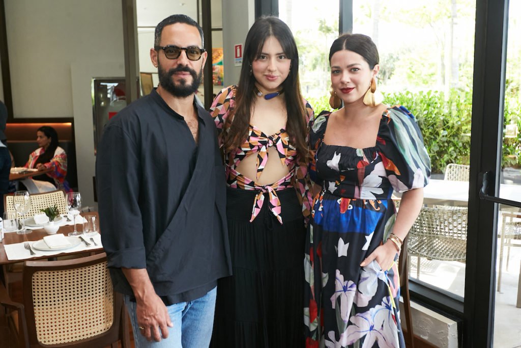 Le Lis, Betina de Luca, Leo Neves e Marcella Tranchesi agitam Piselli ...