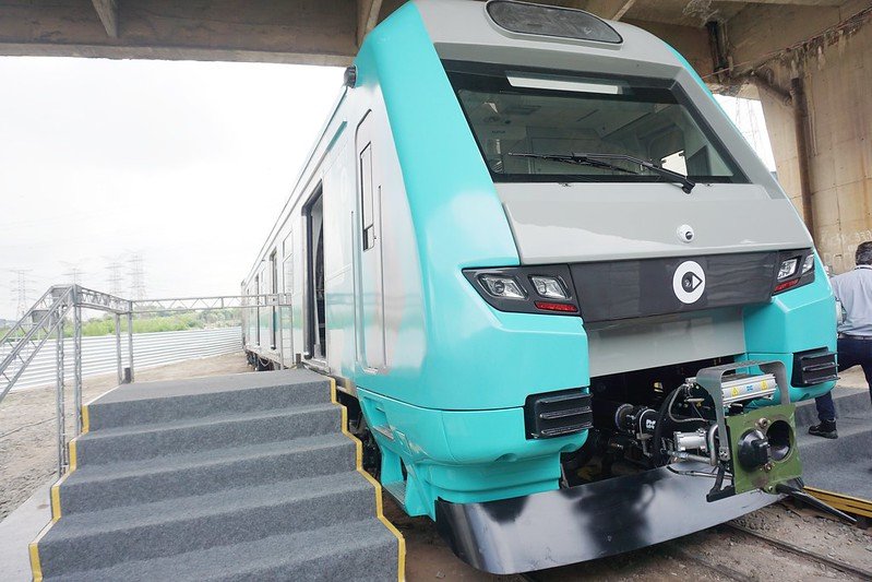 Após descarrilamento, Linha 8 terá espera maior durante toda a semana ...