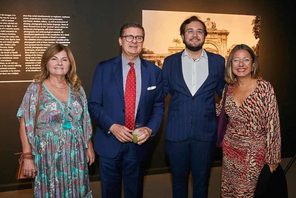 Embaixada da Itália e CCBB inauguram exposição fotográfica em coquetel ...