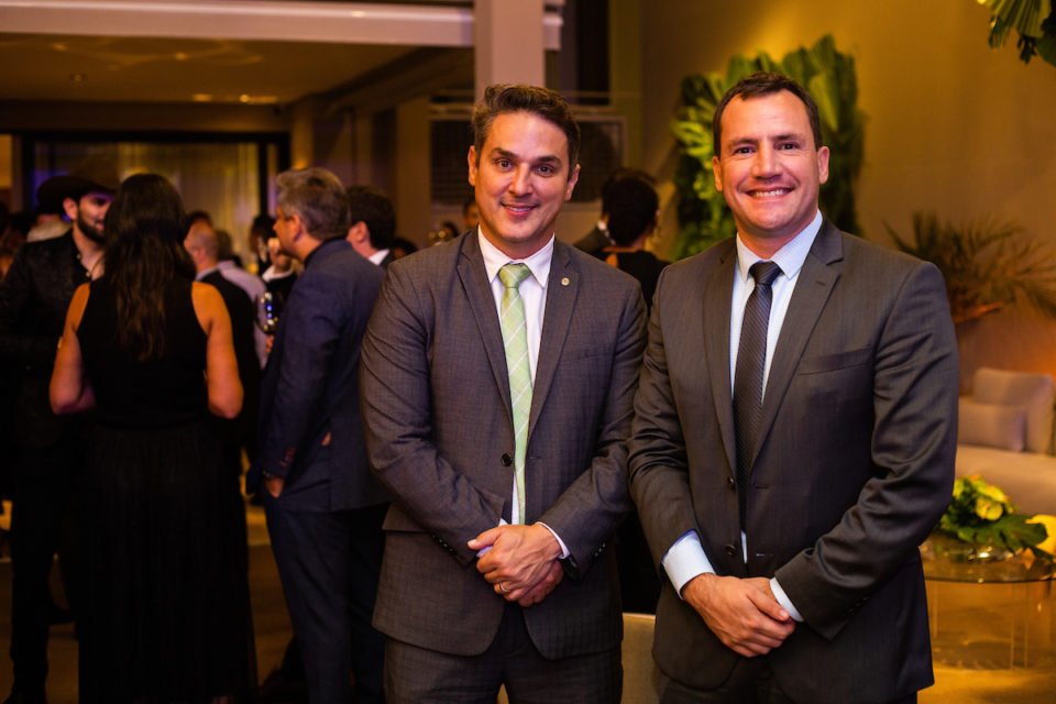 Nelson Wilians ganha festa de aniversário com show de Wesley Safadão ...