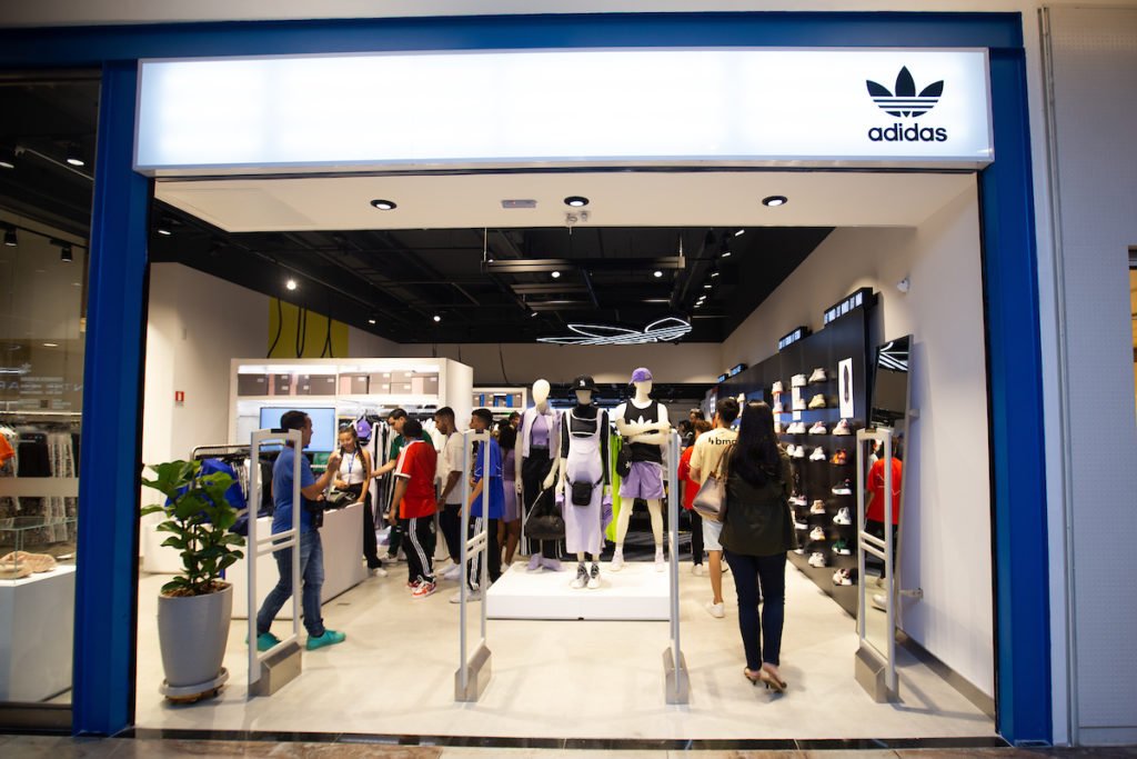 Adidas Originals é inaugurada no ParkShopping com evento cultural ...