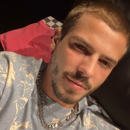 Saiba quem é o ator Lucca Picon, apontado como affair de Anitta ...