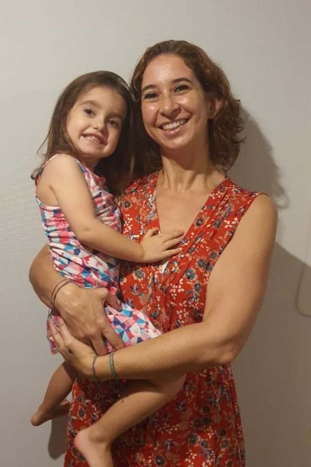 Francesa cria rede de apoio para outras mães bipolares no Brasil ...