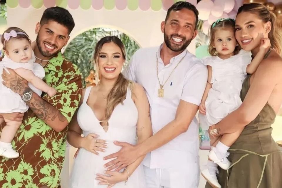 Cunhada de Virginia que foi traída grávida é influencer de beleza ...