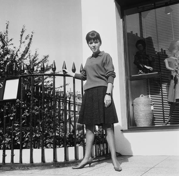 Estilista que popularizou a minissaia, Mary Quant morre aos 93 anos ...