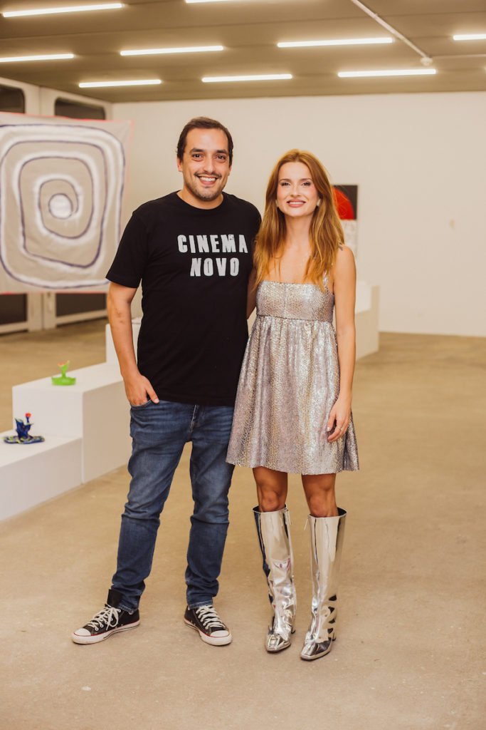 LUCILA e Metrópoles se unem em lançamento da coleção SUPERNOVA | Metrópoles