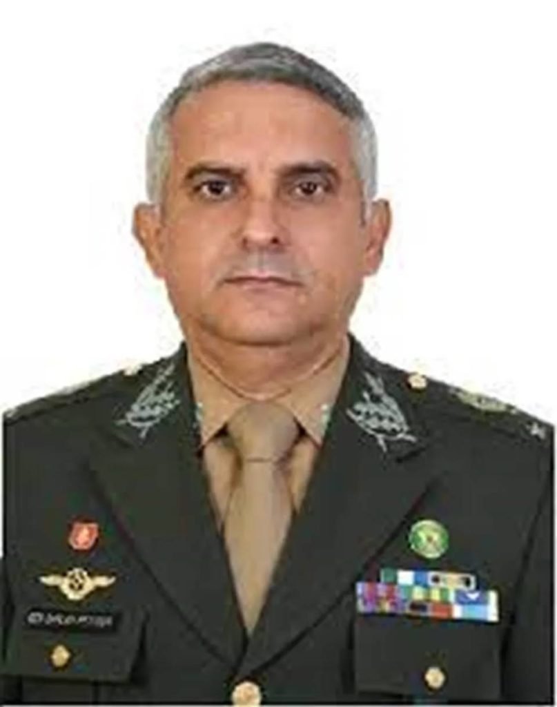 Veja quem são os militares flagrados em imagens da invasão ao Planalto ...