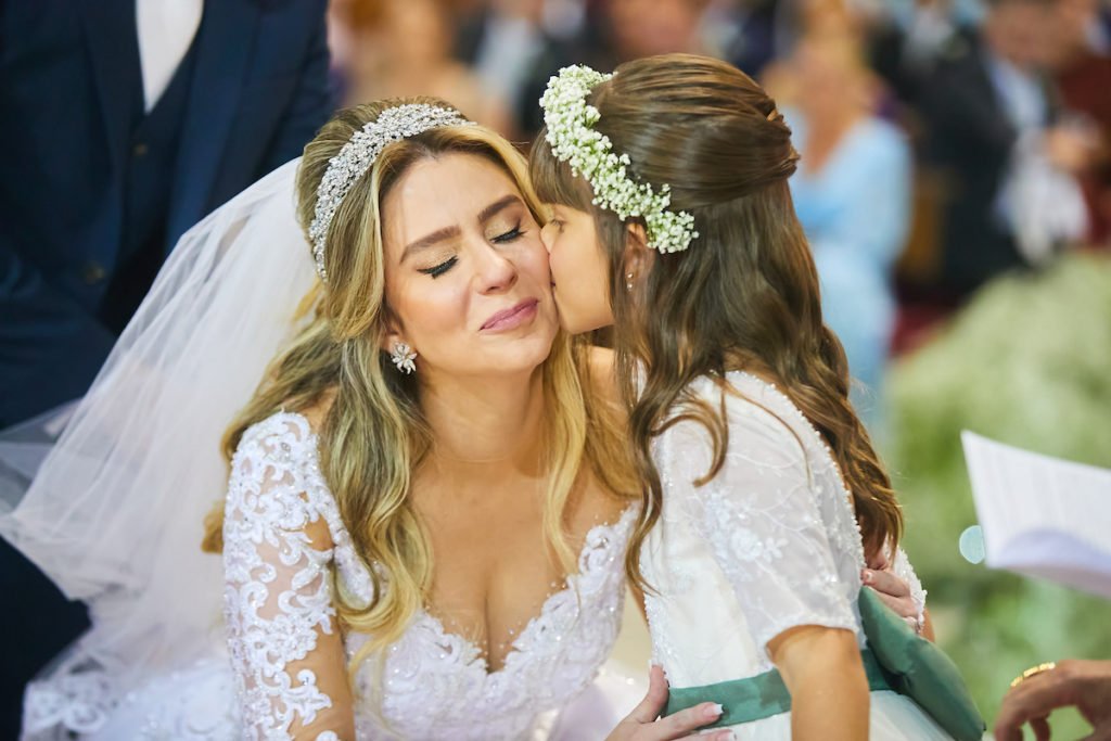 Maria Regina Benevides e Felipe Schaedler se casam com bênção do papa ...