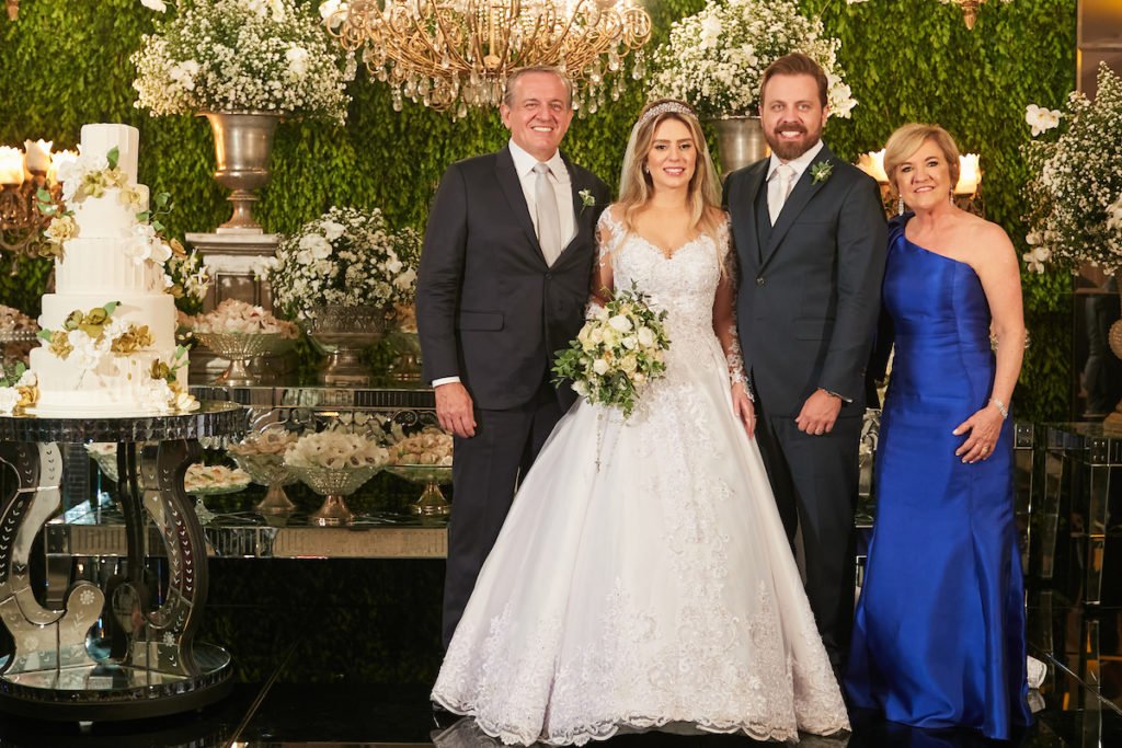 Maria Regina Benevides e Felipe Schaedler se casam com bênção do papa ...