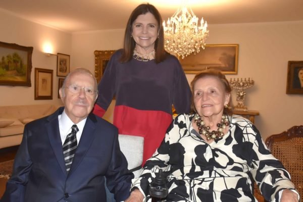 José Sarney recebe familiares e autoridades em jantar de aniversário ...