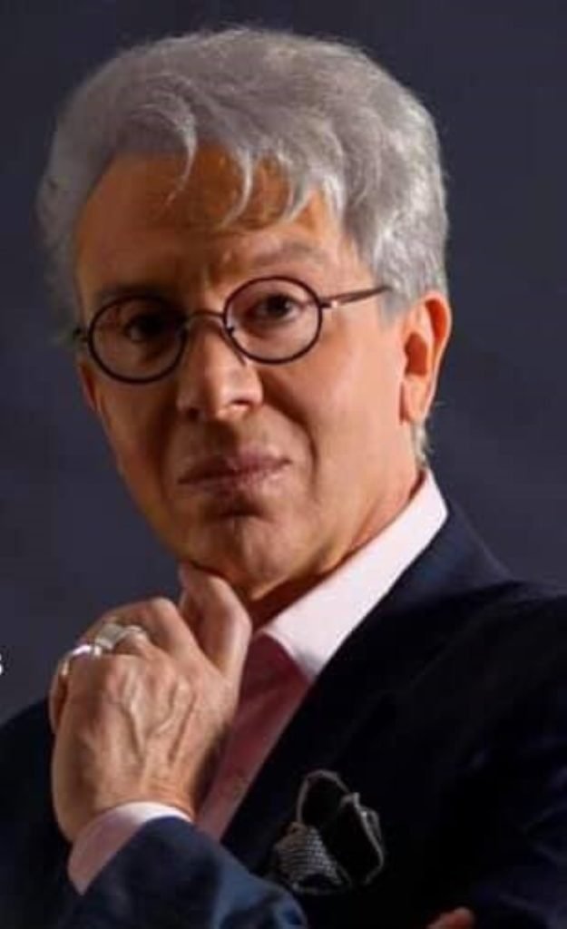 “Clodovil sofreu bullying e fake news”, diz ator que o interpreta | Metrópoles