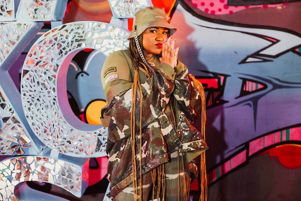 Música e moda na capital: confira os looks streetwear da festa Makossa ...