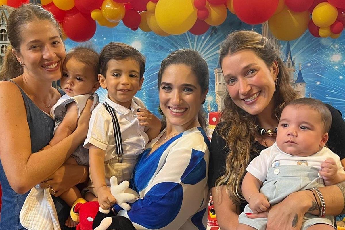 Dia das Mães: Vera Minelli revela maternidade e jornada como avó ...